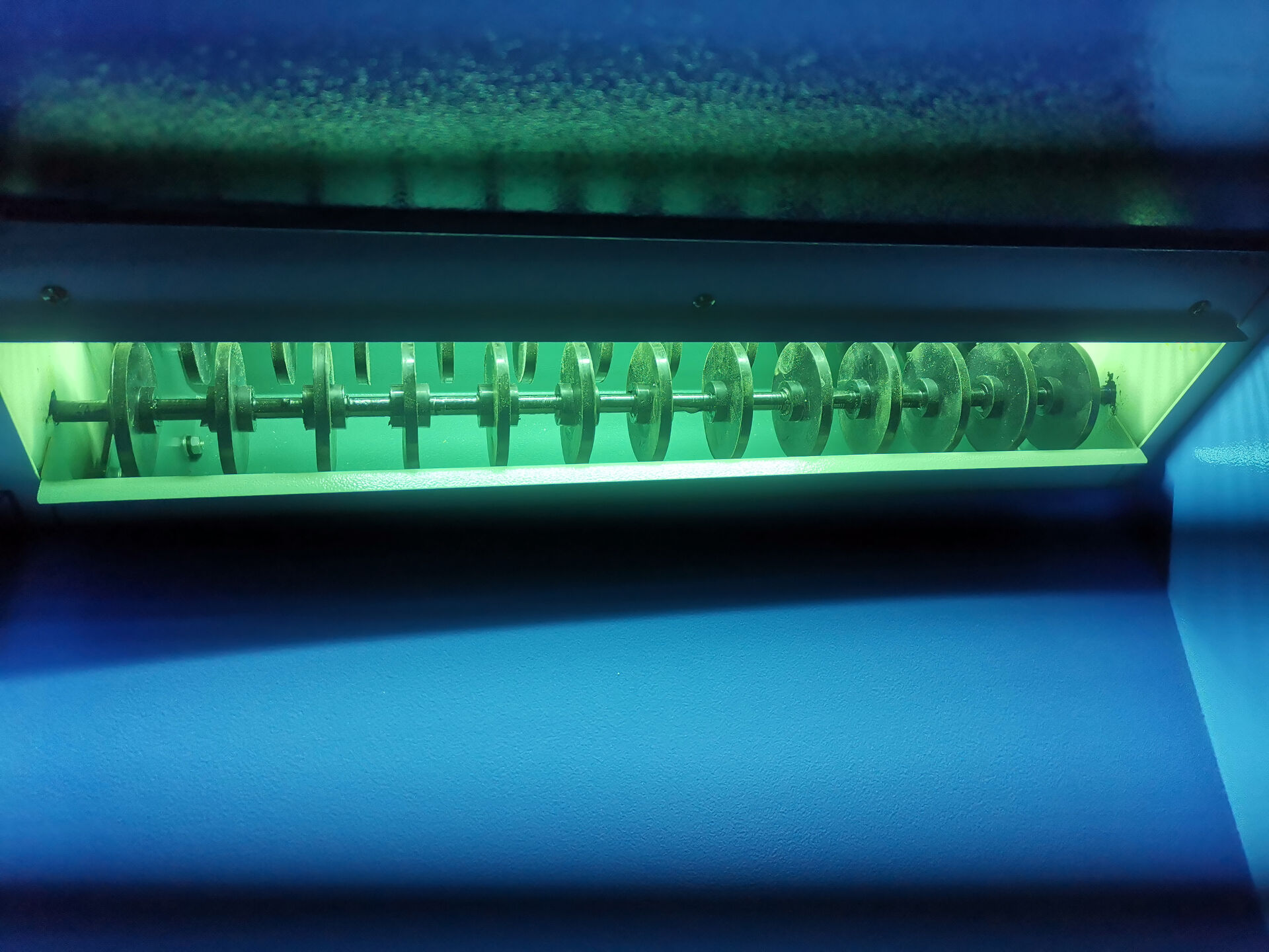 QH 350 Desktop UV Coater