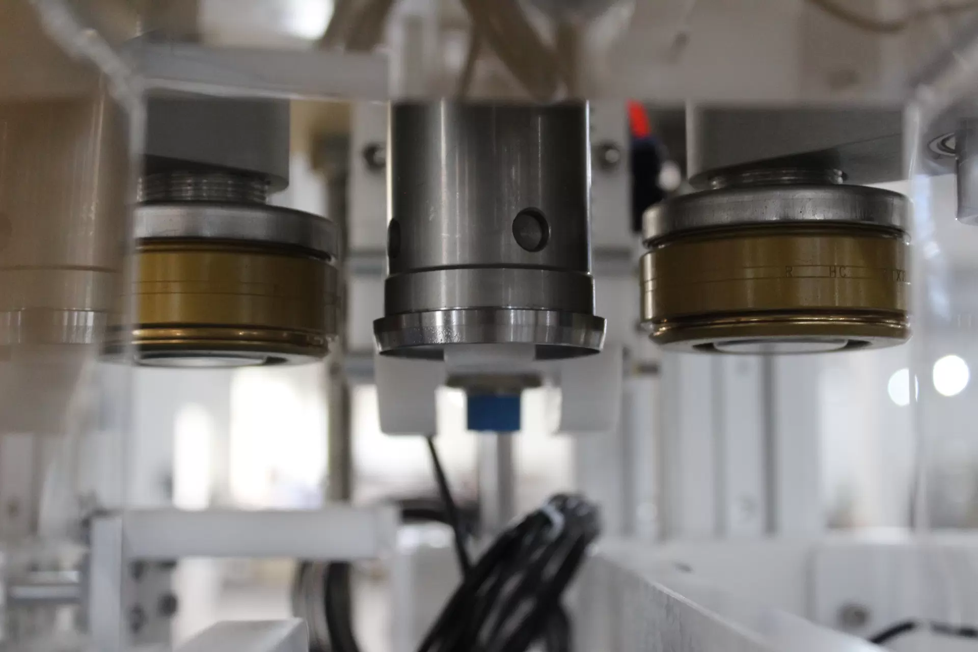 Automatic Canning Machine with Feeding Table | Fully Integrated Beer ...