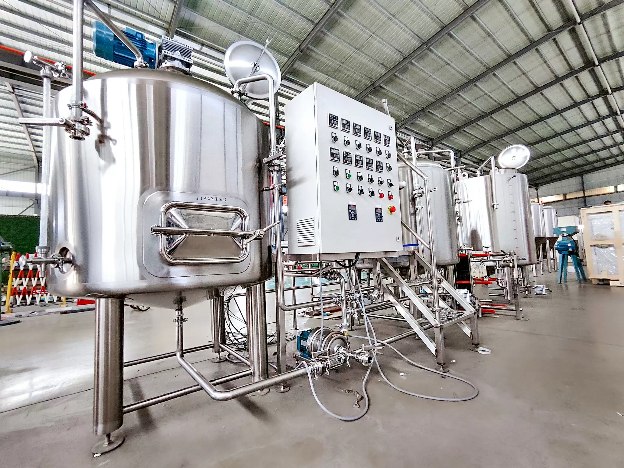 Soda water brewing system
