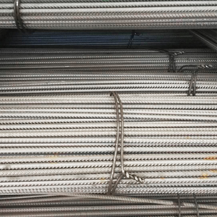 Steel bars with strong bending resistance for building structures