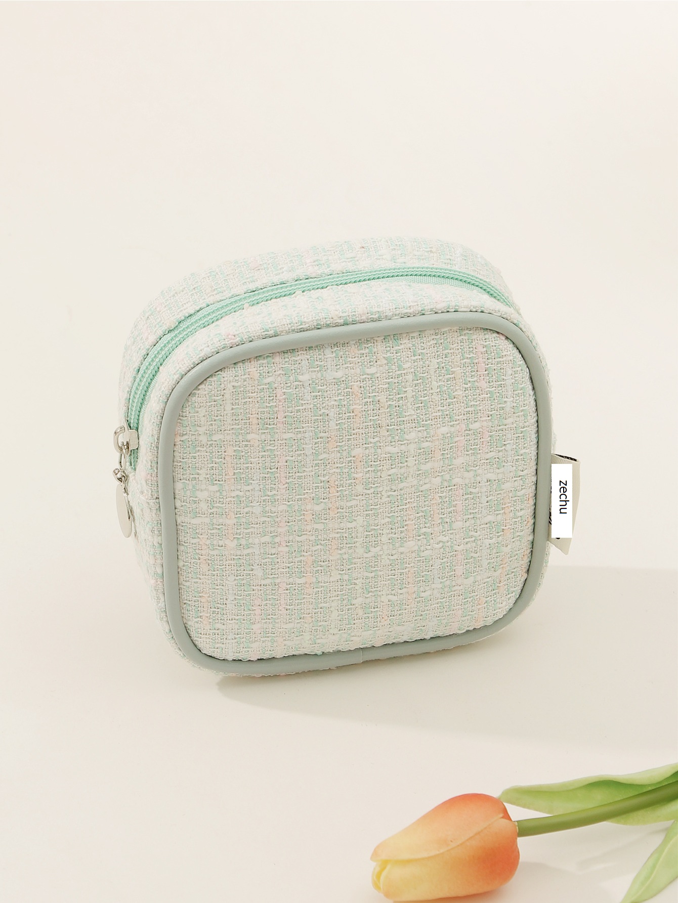 中国 カスタム 2024 新作 ins 学生 格子 大容量 立体的 収納 旅行用 メーカー, サプライヤー, 工場 - 無料サンプル - ZECHU