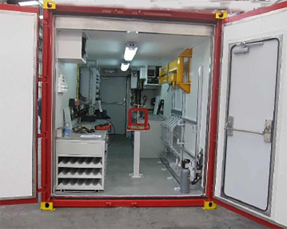 Winner Offshore Zone 2 Workspace - Safe Cabin for High-Risk Areas
